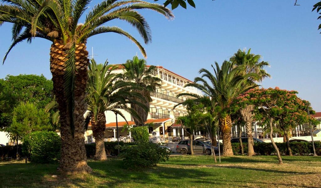 Hanioti GrandOtel Hanioti Halkidiki - Karpaten.ro