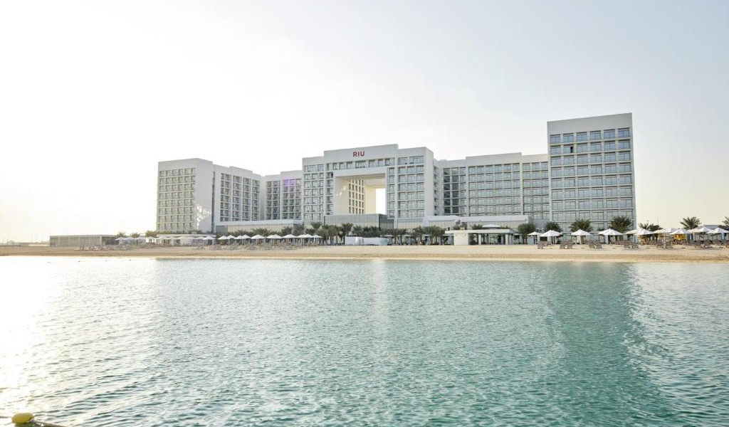 Riu Dubai Beach Resort - All Inclusive Dubai EAU - Karpaten Turism